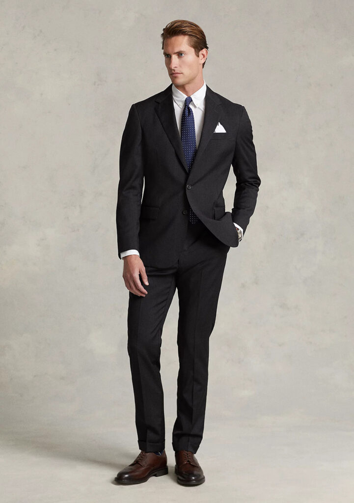 Elegant Ways to Wear Derby Shoes with a Suit